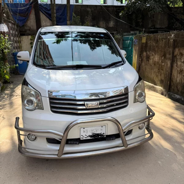 Toyota Noah X 2000cc 2012 Pearl White Price in Bangladesh | BDStall